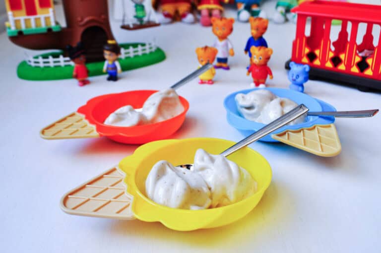 Daniel Tiger's Banana Swirl - You're Gonna Bake It After All